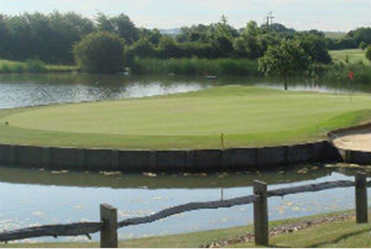 Toot Hill Golf Club | Golf Course in ONGAR | Golf Course Reviews & Ratings