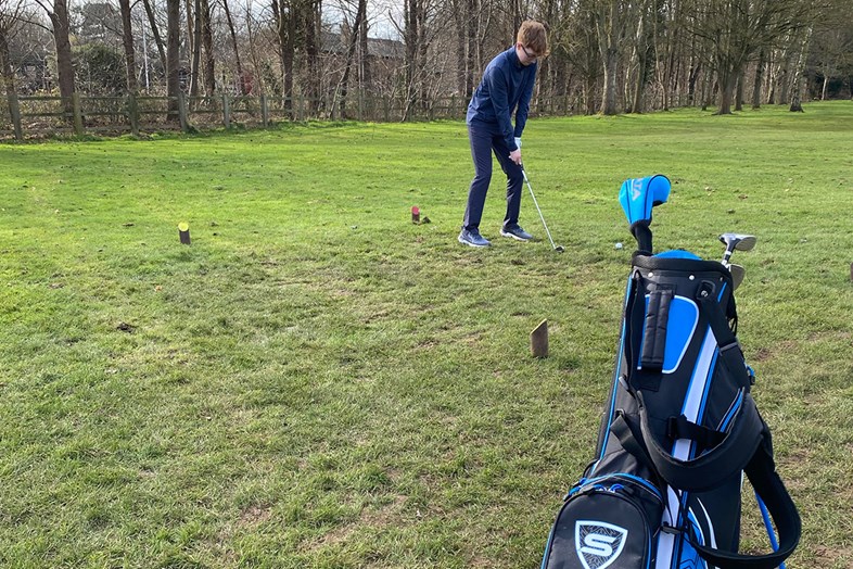 Strata Men's Golf Club Package Set Review