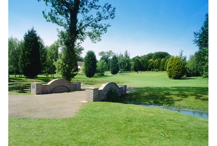 Ullesthorpe Court Hotel Golf Club | Golf Course in LUTTERWORTH | Golf ...