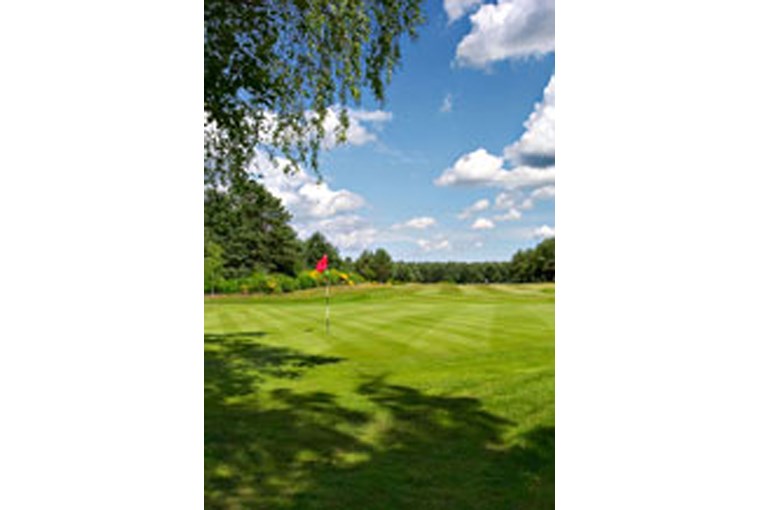 Ladybank Golf Club | Golf Course in CUPAR | Golf Course Reviews & Ratings