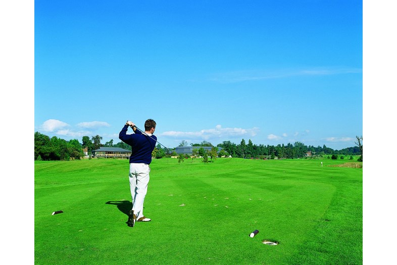 Castle Royle Golf Club | Golf Course in READING | Golf Course Reviews ...