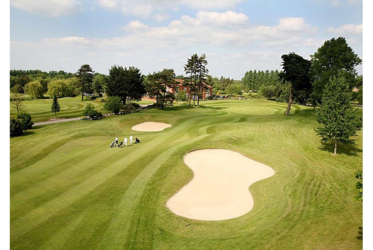 Sand Martins Golf Club | Golf Course in WOKINGHAM | Golf Course Reviews ...