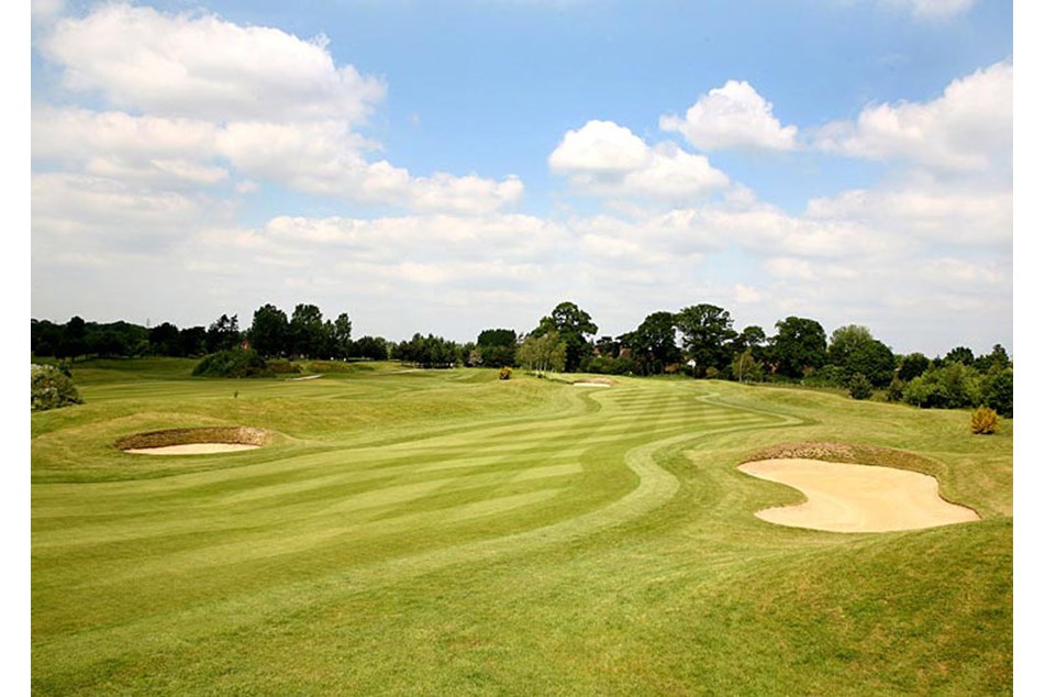 Sand Martins Golf Club | Golf Course in WOKINGHAM | Golf Course Reviews ...