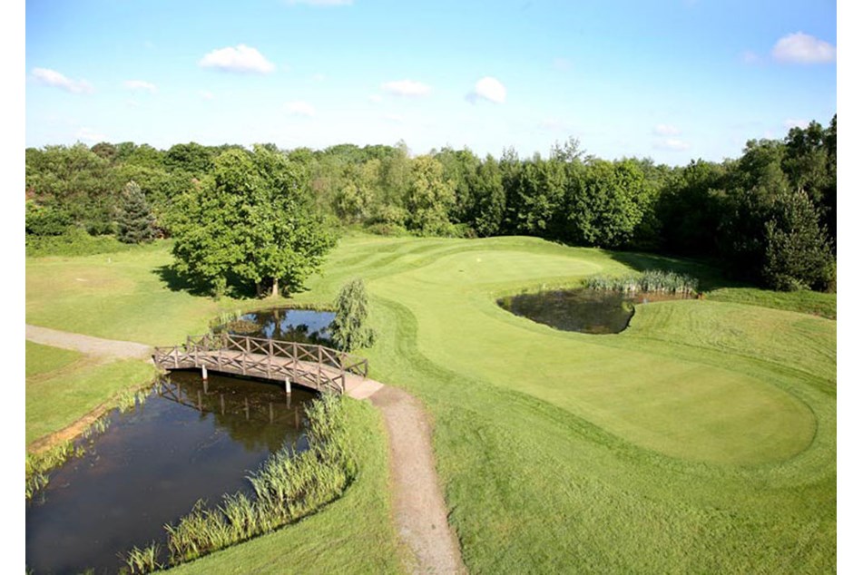 Sand Martins Golf Club | Golf Course in WOKINGHAM | Golf Course Reviews ...