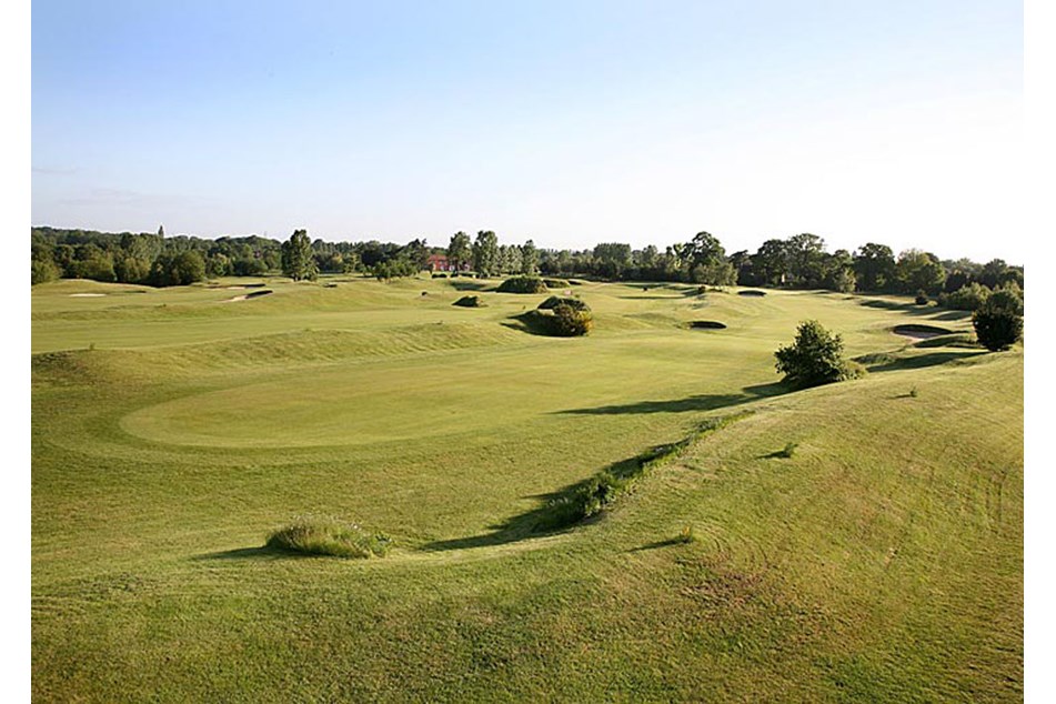 Sand Martins Golf Club | Golf Course in WOKINGHAM | Golf Course Reviews ...