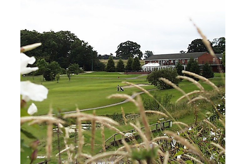 Elstree Golf Club | Golf Course in BOREHAMWOOD | Golf Course Reviews ...