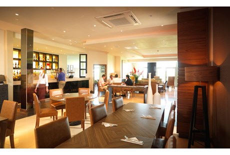 The Shire (London) | Golf Course in BARNET | Golf Course Reviews ...