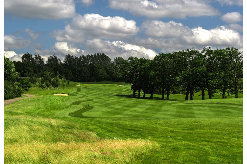 The Shire (London) | Golf Course in BARNET | Golf Course Reviews ...
