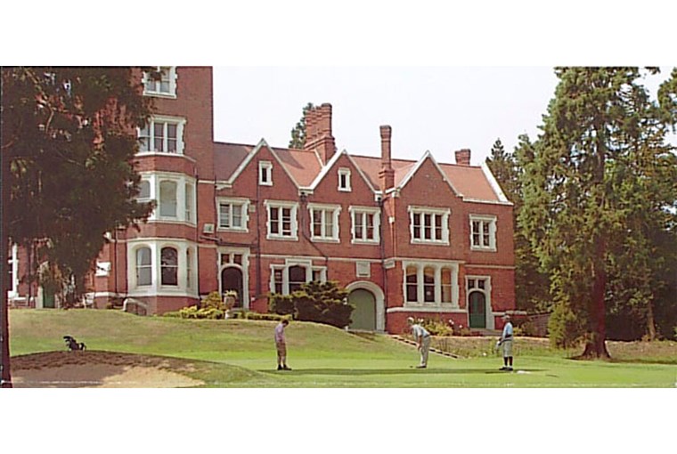 Finchley Golf Club | Golf Course in LONDON | Golf Course Reviews & Ratings