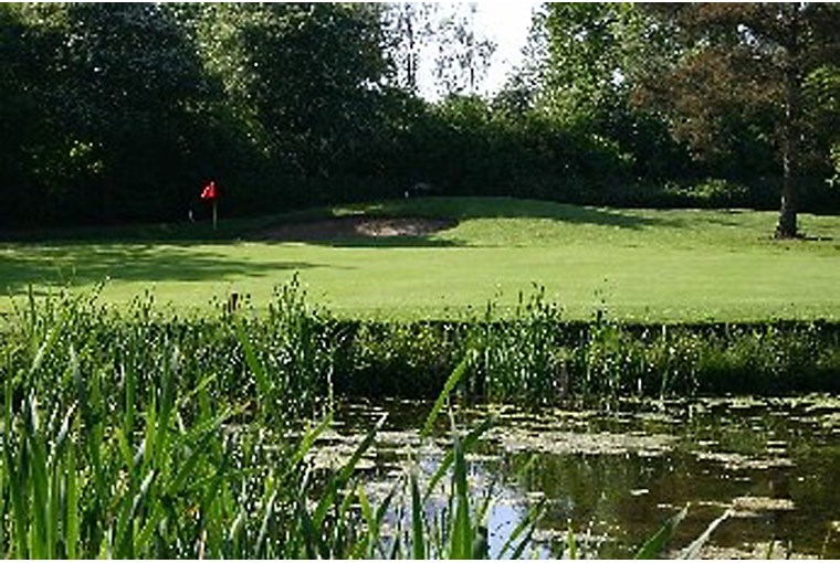 Bletchingley Golf Club | Golf Course in REDHILL | Golf Course Reviews ...