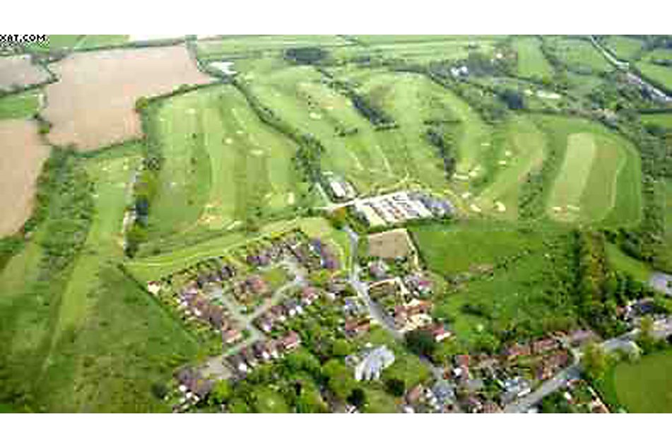 Bletchingley Golf Club | Golf Course in REDHILL | Golf Course Reviews ...