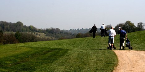 Surrey Downs Golf Club | Golf Course in TADWORTH | Golf Course Reviews ...