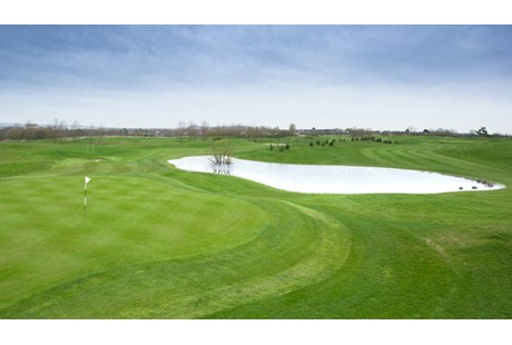 West London Golf Centre | Golf Course in Northolt | Golf Course Reviews ...