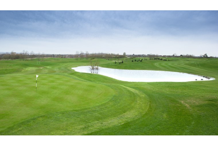 West London Golf Centre | Golf Course in Northolt | Golf Course Reviews ...