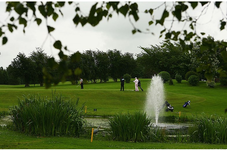 Rules of Golf: Our guide to coloured hazards on the golf course