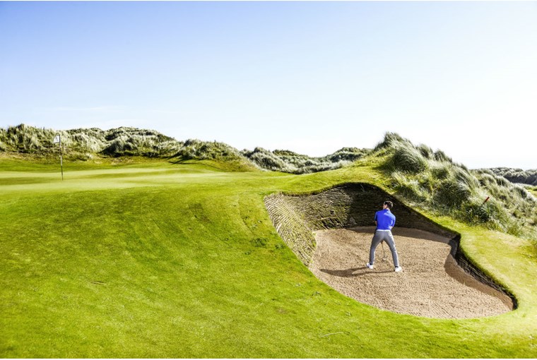 How to get out of deep bunkers